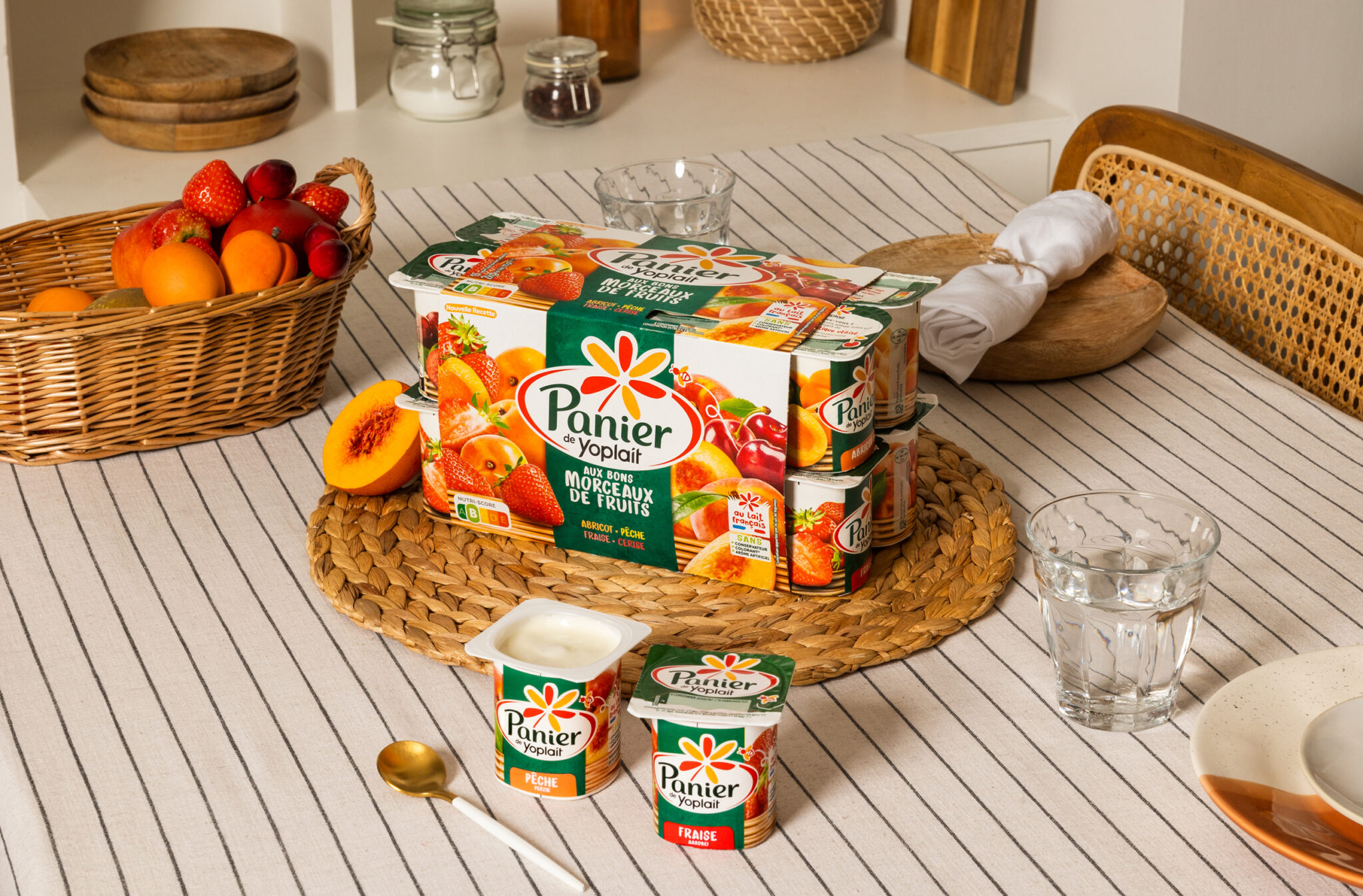 Yaourt aux morceaux de fruits — Panier l’Original Yoplait